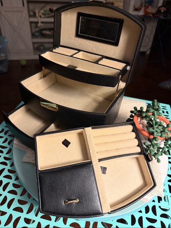 Storage & Organization | 3 For 12black Leather Jewelry Box With Beige ...